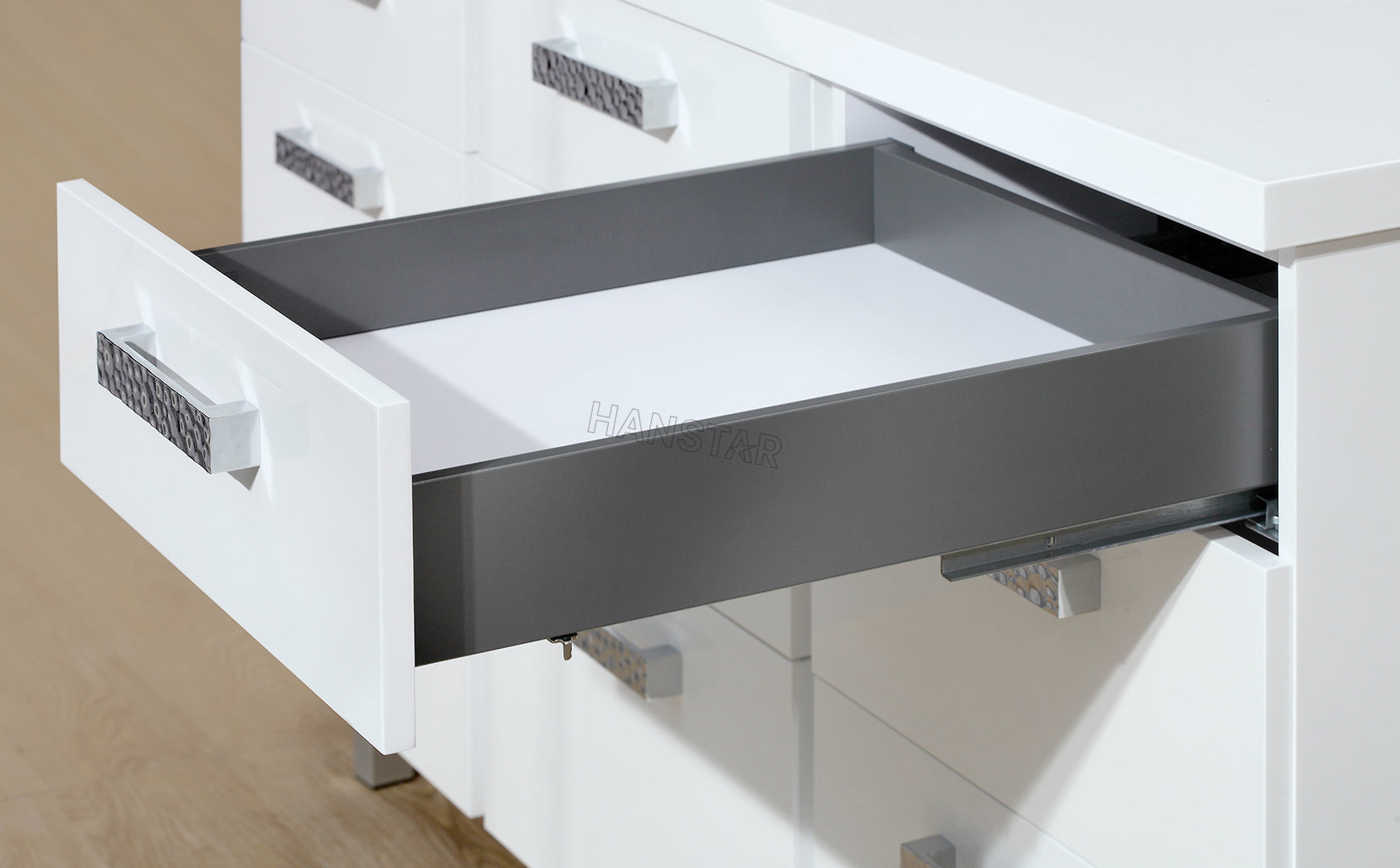 UNIVERSAL BOX-2D – hanstarglobal